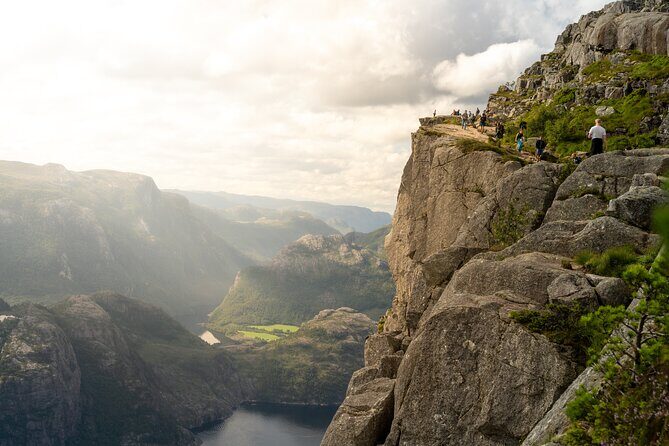 Preikestolen | Pulpit Rock - Hike with a local guide - An In-Depth Look at the Preikestolen Guided Hike