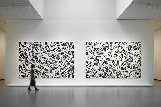 Premium Fondation Louis Vuitton - Key Points