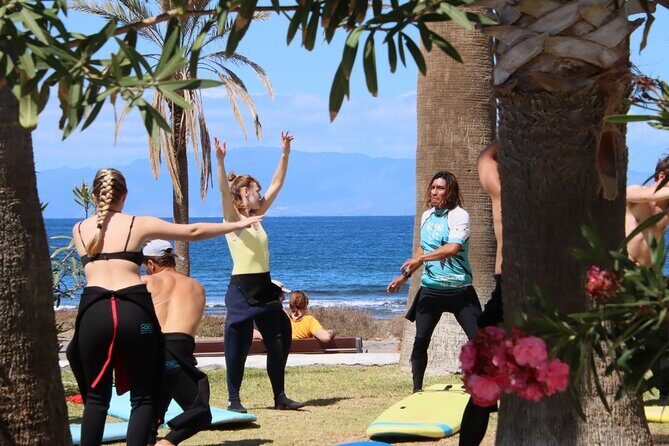 Premium Group Surf (2h)  Only 5 Students, Team Incl (+ 13 years) - Additional Perks and Practicalities