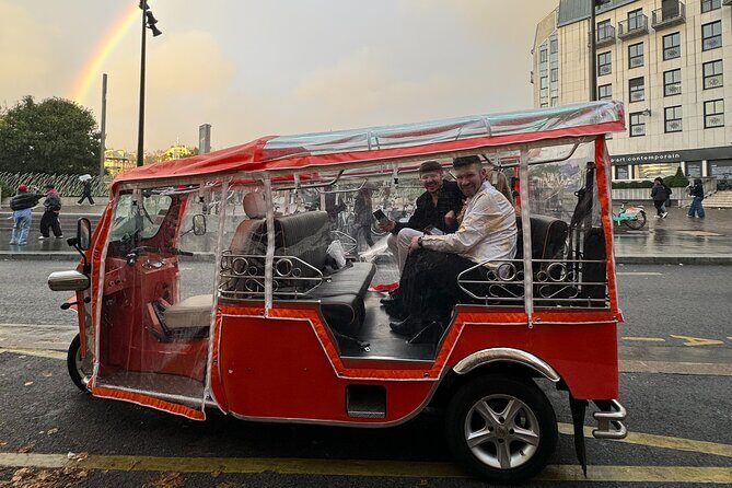 Premium private tour of Paris in an Electric TukTuk (4 hours) - FAQ