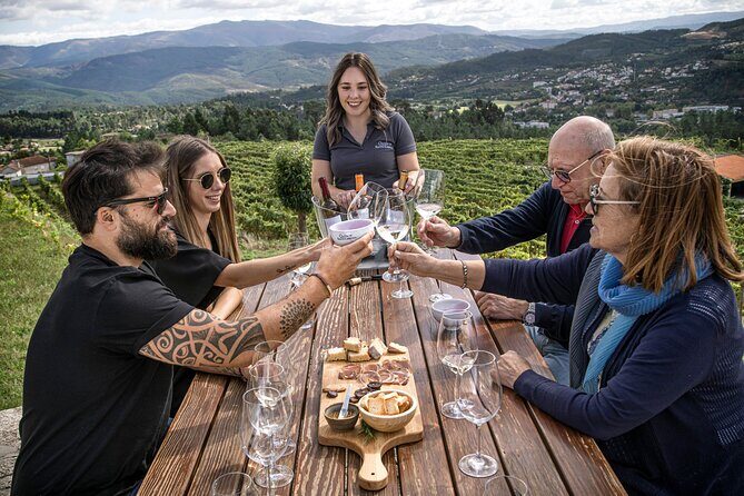 Premium Tasting | Quinta de Santa Cristina Vinho Verde - Exploring the Premium Tasting Tour at Quinta de Santa Cristina Vinho Verde