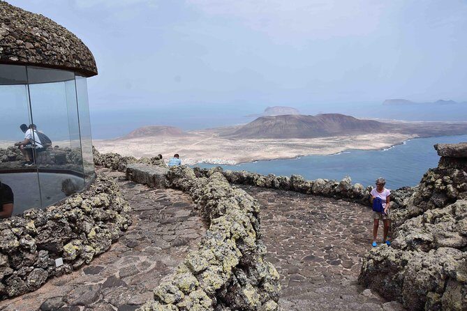Premium Tour Timanfaya National Park and Cueva de Los Verdes - Final Thoughts: Who Is This Tour For?