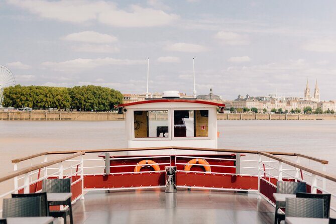 Prestige Commented Cruise glass of wine and Canelé in Bordeaux - The Sum Up