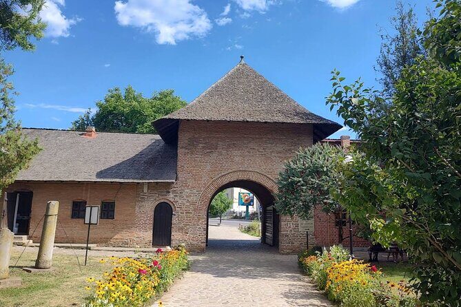 Princely Court of Târgovite and Curtea de Arge Monastery - Key Points