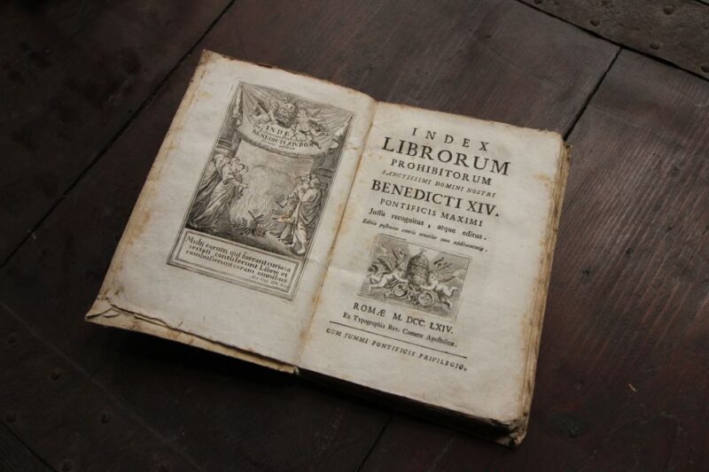 Prisons' Palace: Maleficia, Inquistion torture tools - Key Points