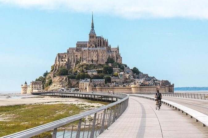 Private 12-hour round transfer to abbey of Mont Saint Michel Normandy from Paris - FAQ