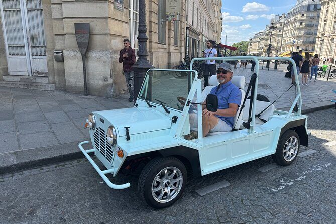 Private 2 - Hour Paris Landmarks Tour by Golf Cart Mini Moke - Key Points