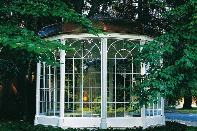 Private 2 Hour Sound of Music City Tour in Salzburg - A Deep Dive into the Salzburg Sound of Music Tour