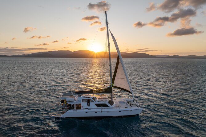Private 2hr Yacht Hire Whitsundays - Key Points