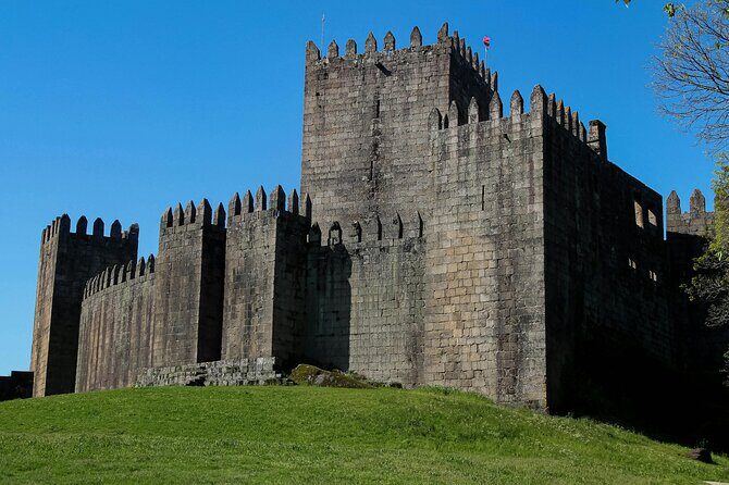 Private 3 Day Tour Landscapes and Local Flavor - Day 1: The Douro Valley & Porto