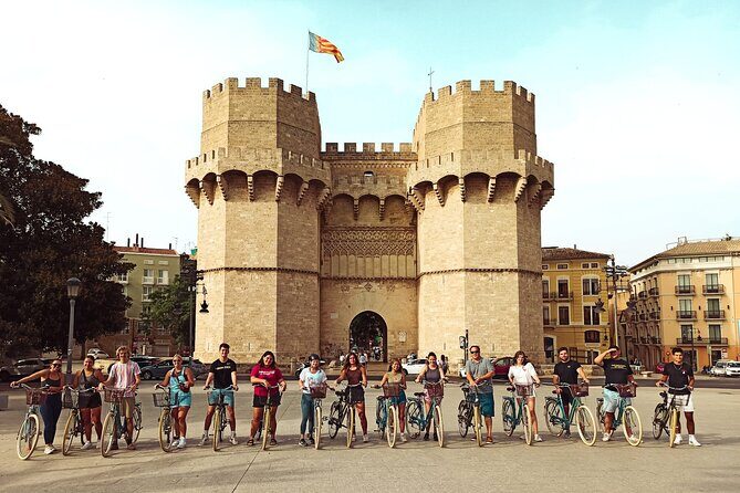 Private 3-Hour Bike Tour: Discover City Gems & Beautiful Beaches - Key Points