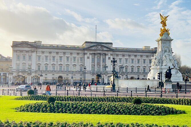 Private 3-Hour London Tour with Pickup  Explore Iconic Landmarks - A Closer Look at the Itinerary
