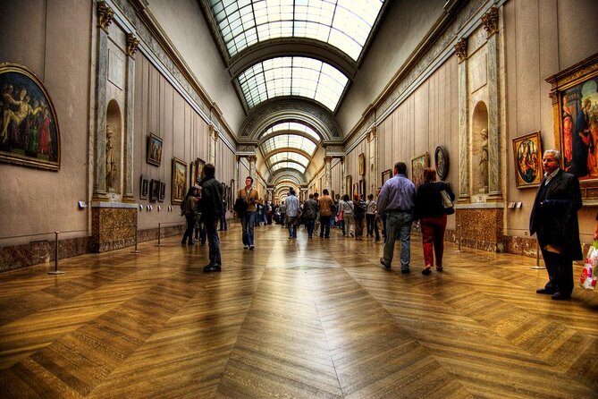 Private 3-hour tour in Louvre Museum with official tour guide - The Sum Up