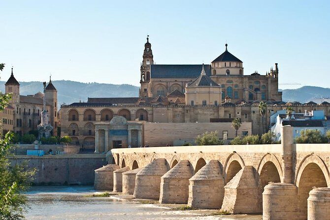 Private 3-hour Walking Tour of Cordoba with official tour guide - Practical Tips for Your Tour
