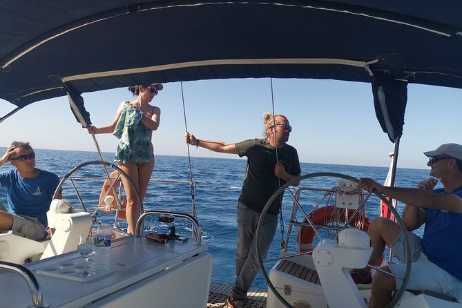 Private 3-hours afternoon SailingTour and Snorkeling with Food and Drinks - An In-Depth Look at the Experience