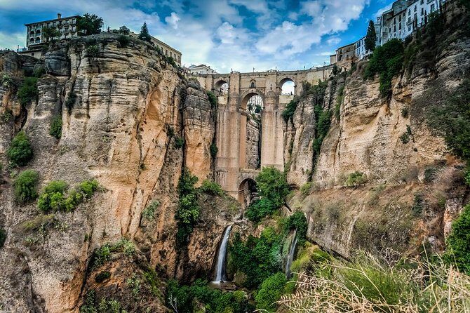 Private 3 hours Walking Tour of Ronda with official tour guide - A Detailed Look at the Ronda Walking Tour