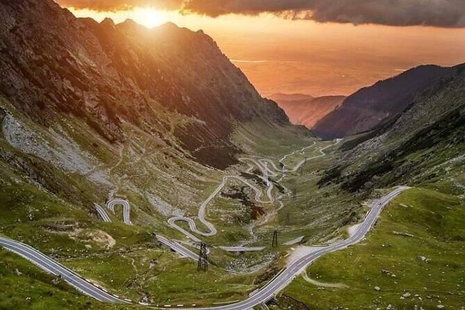 Private 4-Day Tour in Transylvania including Transfagarasan Road from Bucharest - Key Points  