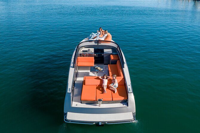 Private 4 hour Cruise to Emerald Bay on 42ft Exotic Yacht for 12 - Key Points