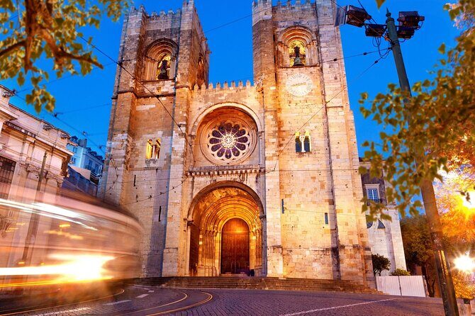 Private 4-Hour Lisbon City Highlights Tour by Tuktuk - The Sum Up