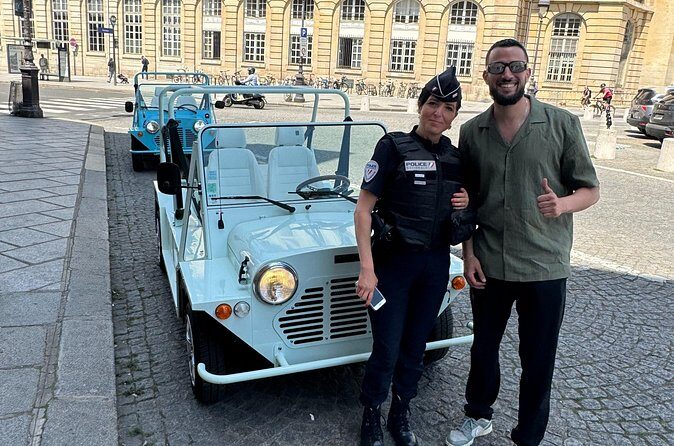 Private 4 - Hour Paris Highlights Tour by Golf Cart Mini Moke - FAQ