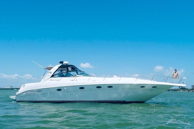 Private 50FT Yacht Rental in Cancún P8 - The Food, Drinks, and Extras