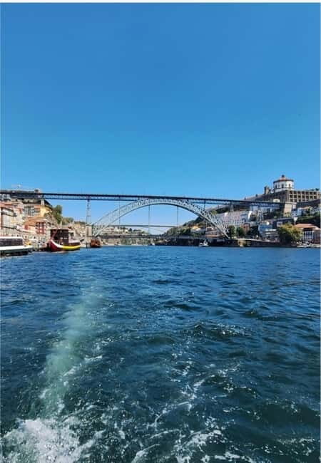 Private 6 Bridges Cruise in Porto with Optional Sunset - Onboard Comfort & Extras