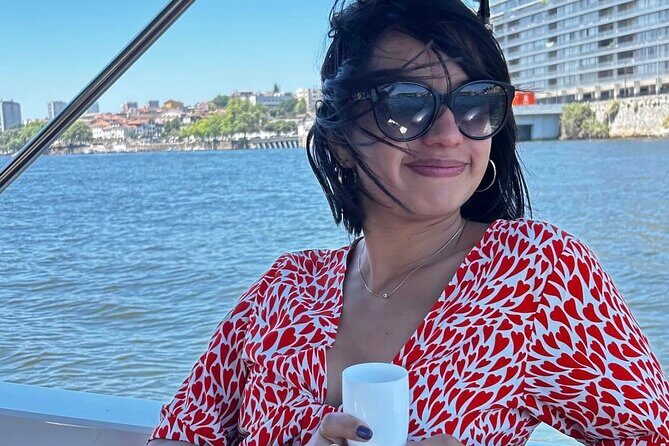 Private 6 Bridges Cruise with Tapas and Port Wine - Frequently Asked Questions