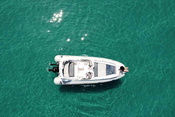 Private 7m 250hp speed boat tour Shipwreck Blue caves up to 8pax - FAQs