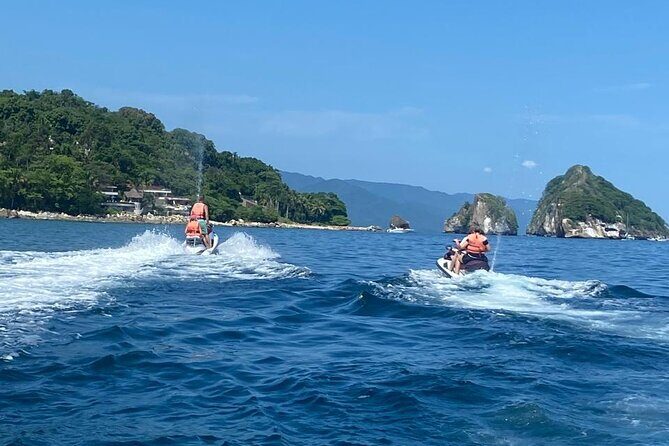 Private adventure of Yet Sky in Guayavitos - Exploring the Private Jet Ski Adventure of Yet Sky in Guayavitos