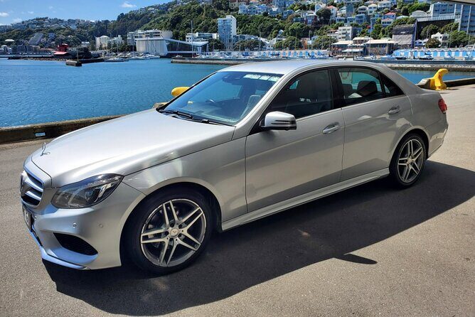 Private Airport Transfer - Why Choose a Private Airport Transfer in Wellington?