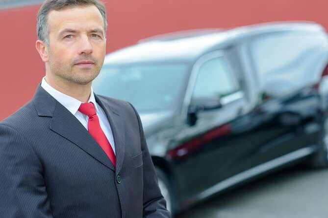 Private Airport transfer From or to Edinburgh airport (One way transfer) - Introduction