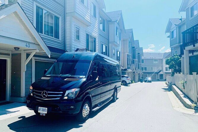 Private Airport Transfer from Vancouver Airport to Downtown Hotel - Key Points