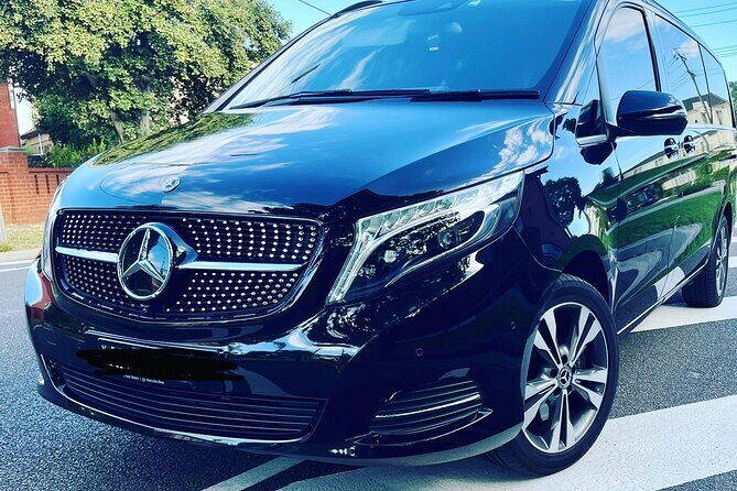 Private Airport Transfer in Melbourne - The Experience in Practice