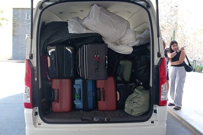 Private Airport Transfers in Los Cabos - Who Is This Transfer Service Best Suited For?