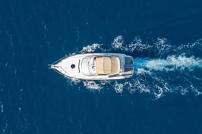 Private all included yacht Tour in Santorini - Final Words