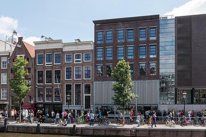 Private Amsterdam WW2 walking tour - Deep Dive into the Itinerary