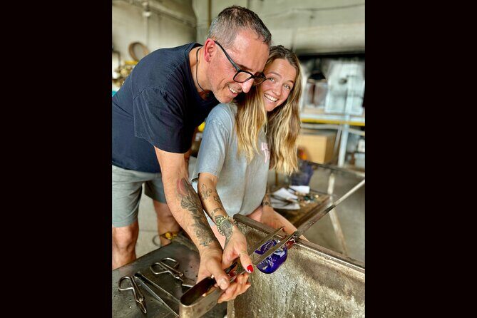 Private and exclusive glass factory workshop in Venice Murano - Key Points