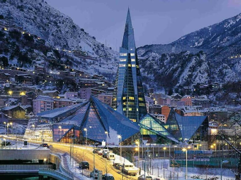 Private Andorra or Pyrinees Ski / Snowboard Tour Day trip - FAQ
