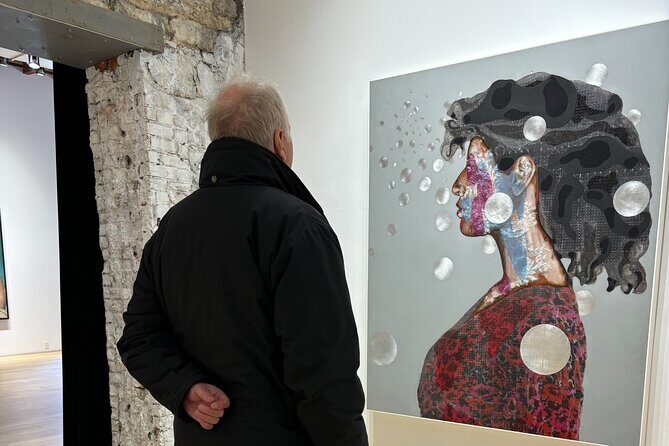 Private Art Gallery Tour in Old Montreal - Stop 4: Images Boréales Inuit Art Gallery