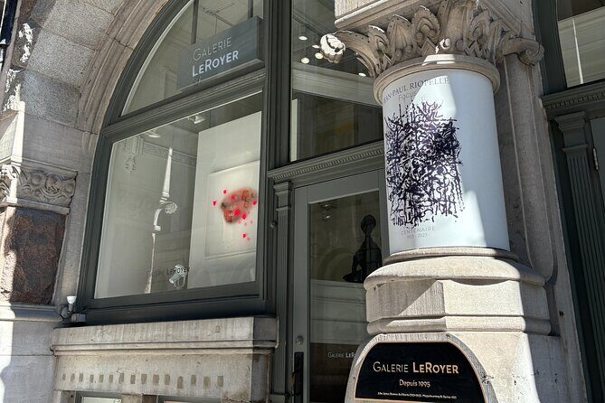 Private Art Gallery Tour in Old Montreal - Stop 5: Galerie dart Blanche & Walk Along St. Paul Street