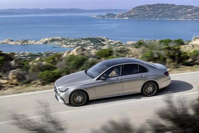 Private Auckland Airport Pick up and Drop off - Who Is This Service Best For?