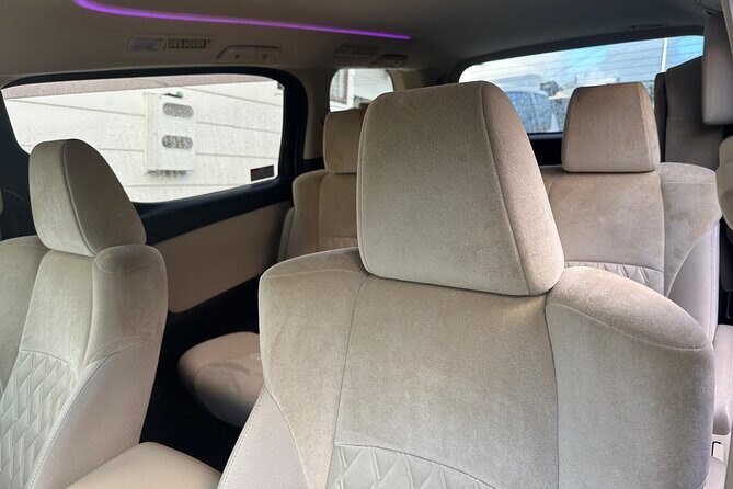 Private Auckland Airport Transfer: to/from City Hotels in Minivan - Key Points