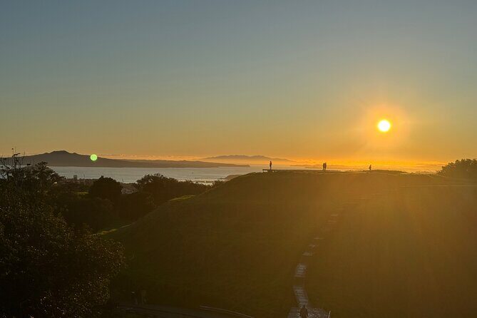 Private Auckland Sunrise Tour: Mount Eden Summit & Morning Views - Authentic Experiences: What Travelers Say