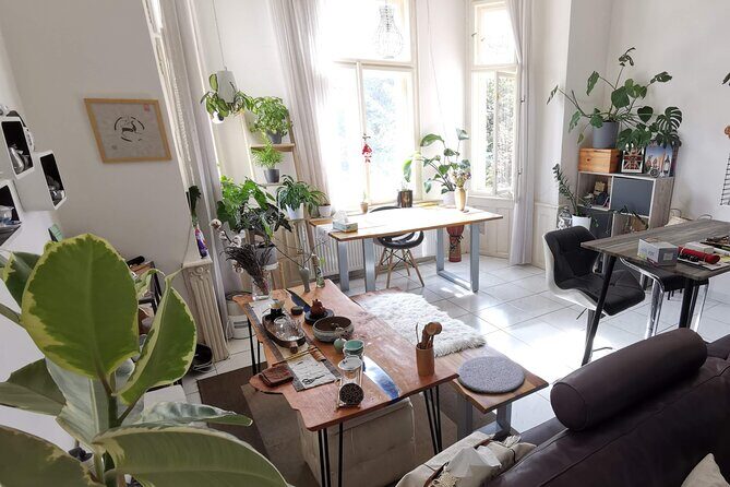 Private Authentic Tea Experience in Prague - FAQ