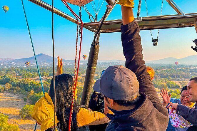 Private Balloon Flight Over Teotihuacan with Optional Transfer - The Sum Up: Who Is This Tour Perfect For?