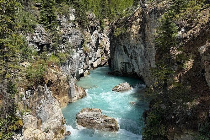 Private Banff Day Tour Lake Minnewanka and Lake Louise and more - Practical Details and Traveler Tips