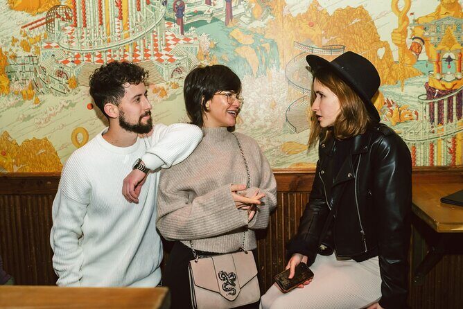 Private Barcelona Highlights: Gothic Quarter with a Local Guide - Key Points