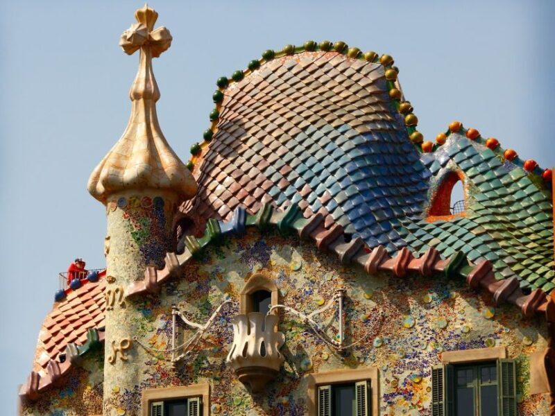 Private Barcelona Modernism and Gaudí Walking Tour - The Bottom Line