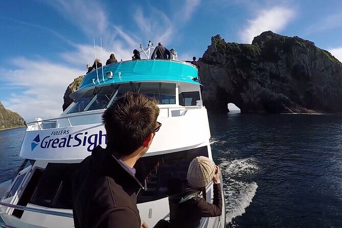 [PRIVATE] Bay of Islands Discovery From Auckland - Island Stop for Relaxation