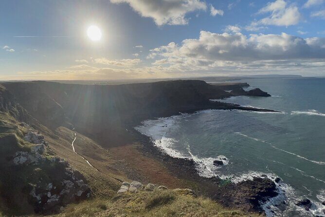 Private Belfast Mural & Giant's Causeway Tour from Belfast (2 in 1) - Frequently Asked Questions